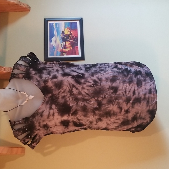 Rock & Republic | Tops | Rock And Republic Cold Shoulder Shirt | Poshmark